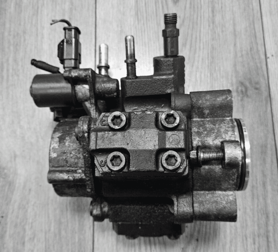 FORD TRANSIT MK7 / CUSTOM 2 2 TDCi FWD INJECTION FUEL PUMP 2012 - 2018