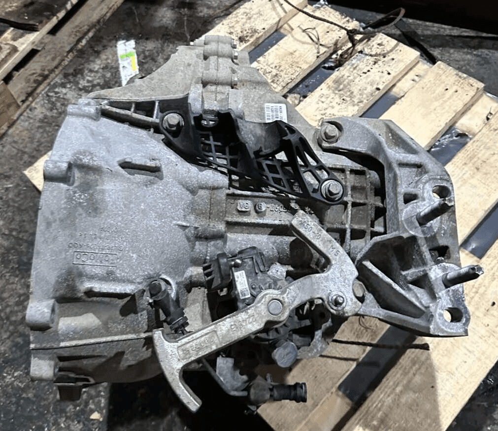 FORD TRANSIT MK9 2 0 TDCi 6 SPEED MANUAL GEARBOX KK2R-7002-VGC 2019 - 2025