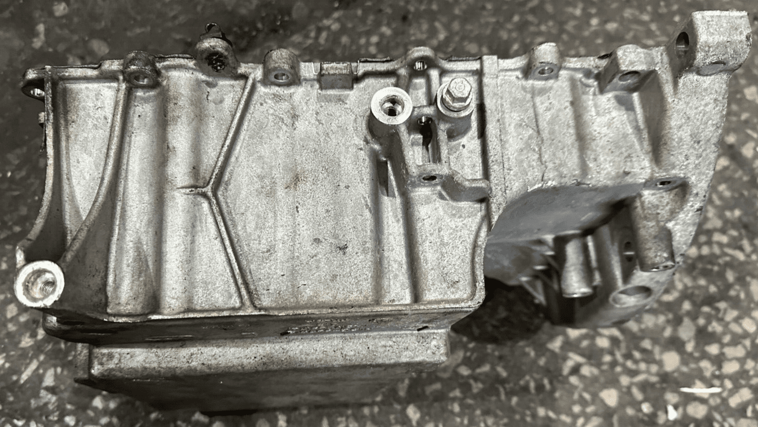 GENUINE FIESTA FOCUS C-MAX B-MAX 1 0 ECOBOOST ENGINE BOTTOM END SUMP ...