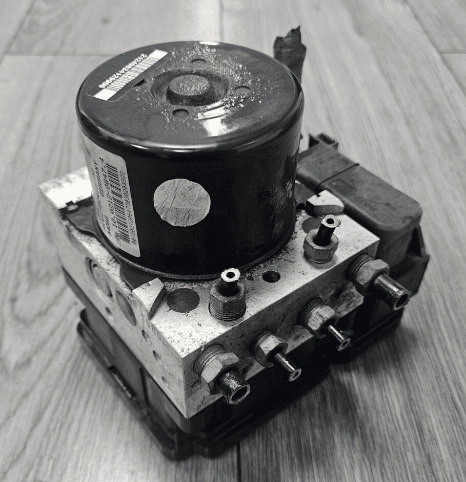 GENUINE FORD C-MAX MK2 ABS PUMP MODULATOR AV61-2C405-AD 2011 - 2015