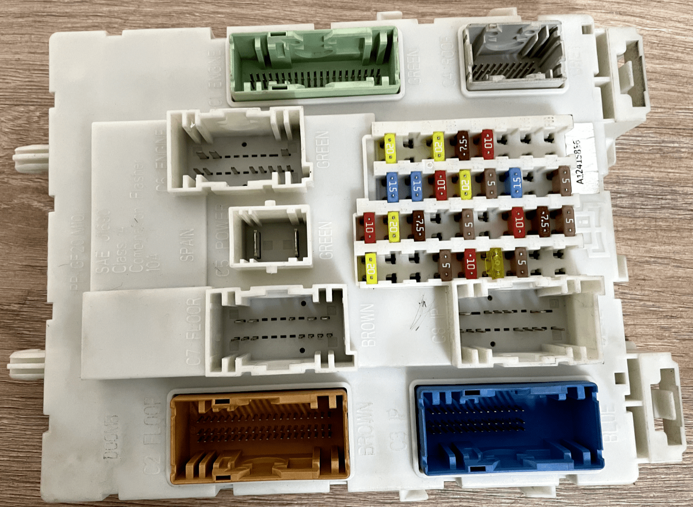 GENUINE FORD C-MAX MK2 BODY CONTROL MODULE FUSE BOX BCM AV6N-DG 2011 - 2015