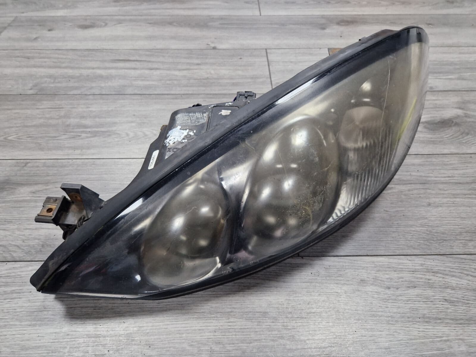 GENUINE FORD COUGAR PASSENGER LEFT HEADLIGHT CLUSTER 1998 - 2000