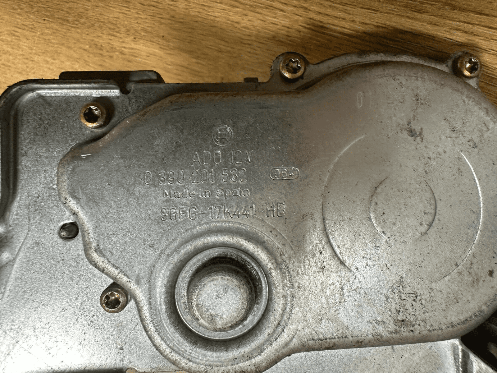 GENUINE FORD FIESTA MK5 REAR BACK WIPER MOTOR 96FG-17K441-HB 1997 - 2002