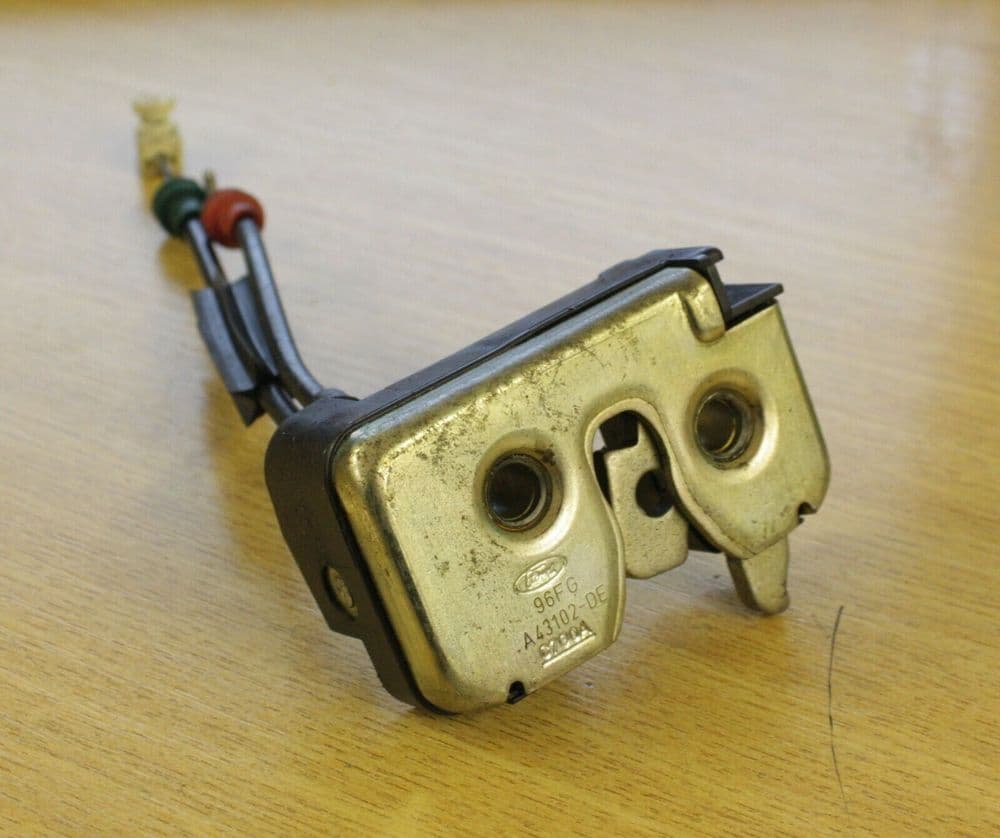 GENUINE FORD FIESTA MK5 TAILGATE BOOT ACTUATOR LOCK 96FG-A43102-DE 1995 ...