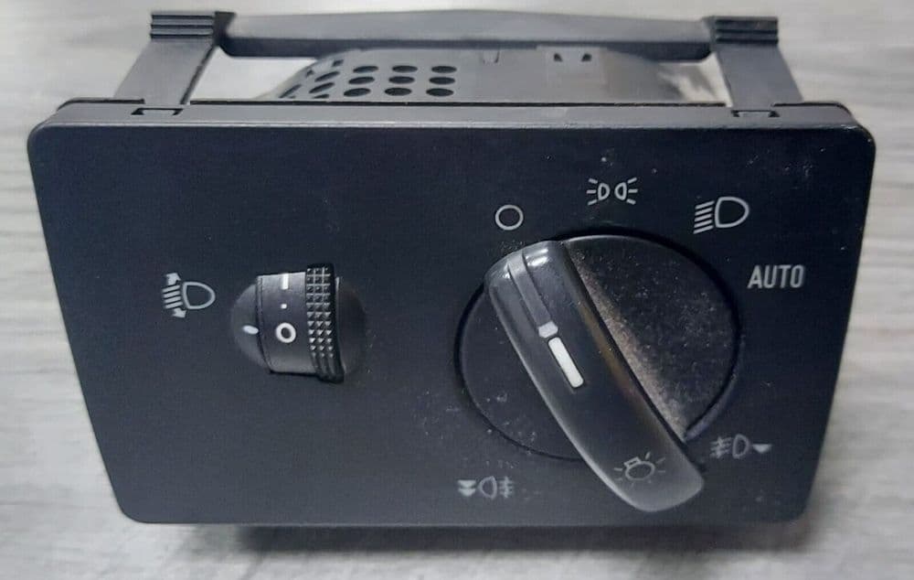 GENUINE FORD FIESTA MK6 FUSION HEADLIGHT SWITCH 6S6T-13A024-DA 2006 - 2012