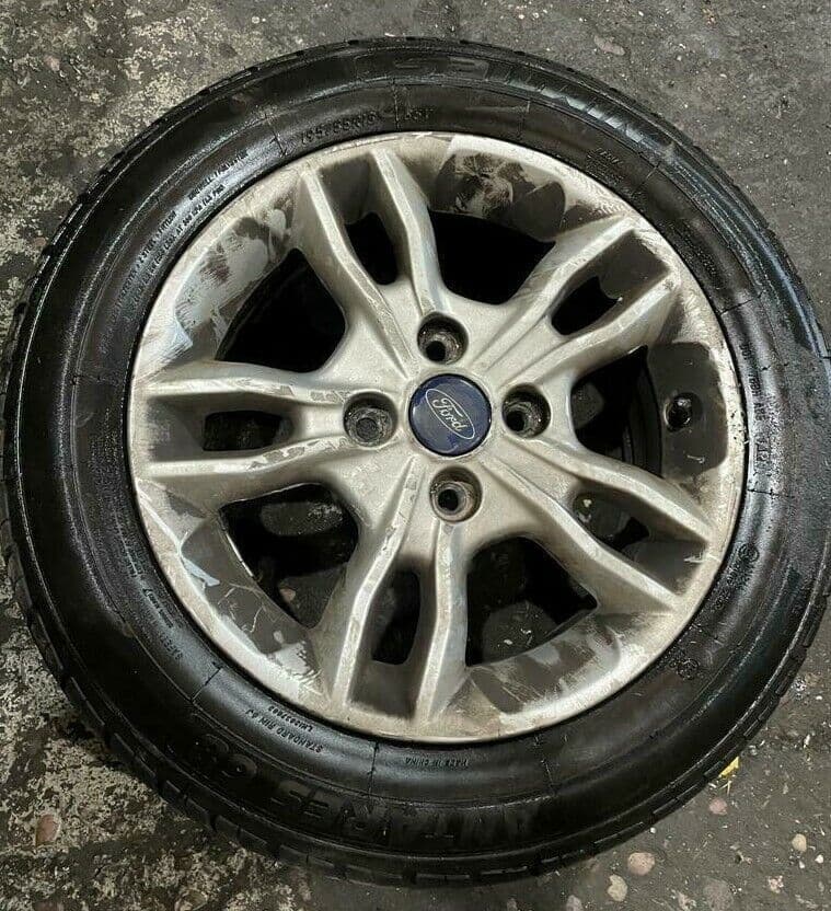GENUINE FORD FIESTA MK7 15 "5 SPOKE ALLOY WHEEL 195 55 15 2009 - 2019