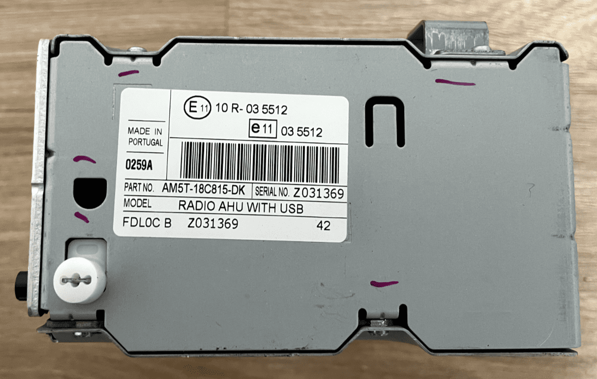 GENUINE FORD FIESTA MK7 CD PLAYER RADIO STEREO AM5T-18C815-DK 2013 - 2017
