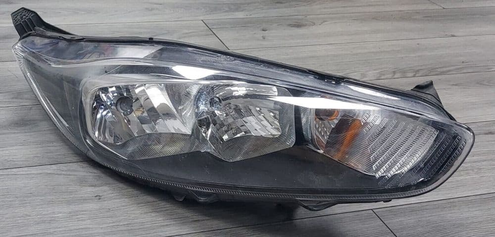 GENUINE FORD FIESTA MK7 DRIVER RIGHT HEADLIGHT BLACK C1BB-13W029-BJ ...