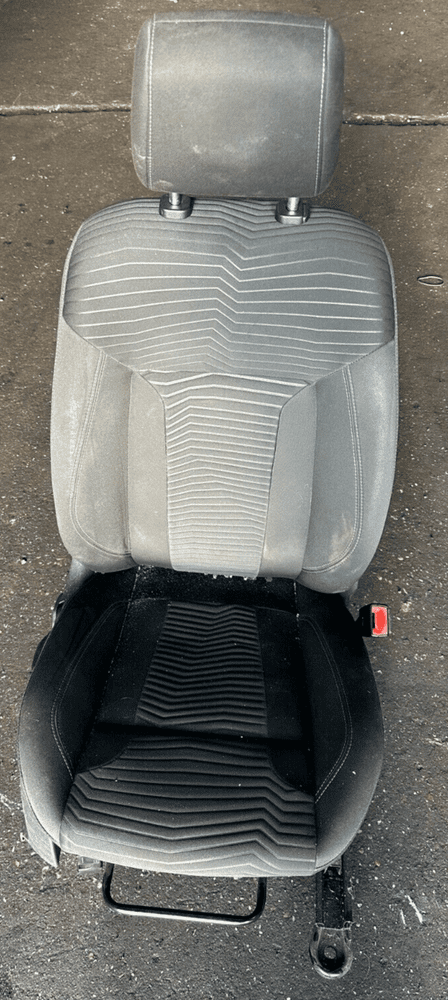 GENUINE FORD FIESTA MK7 DRIVER RIGHT SIDE 5 DOOR CLOTH SEAT ZETEC 2013 ...
