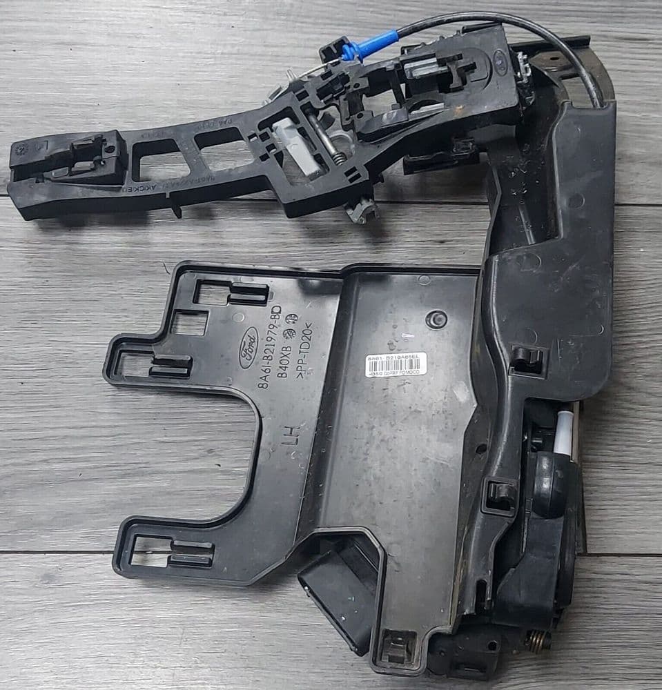 GENUINE FORD FIESTA MK7 FRONT PASSENGER DOOR LOCK MECHANISM 2008-2012