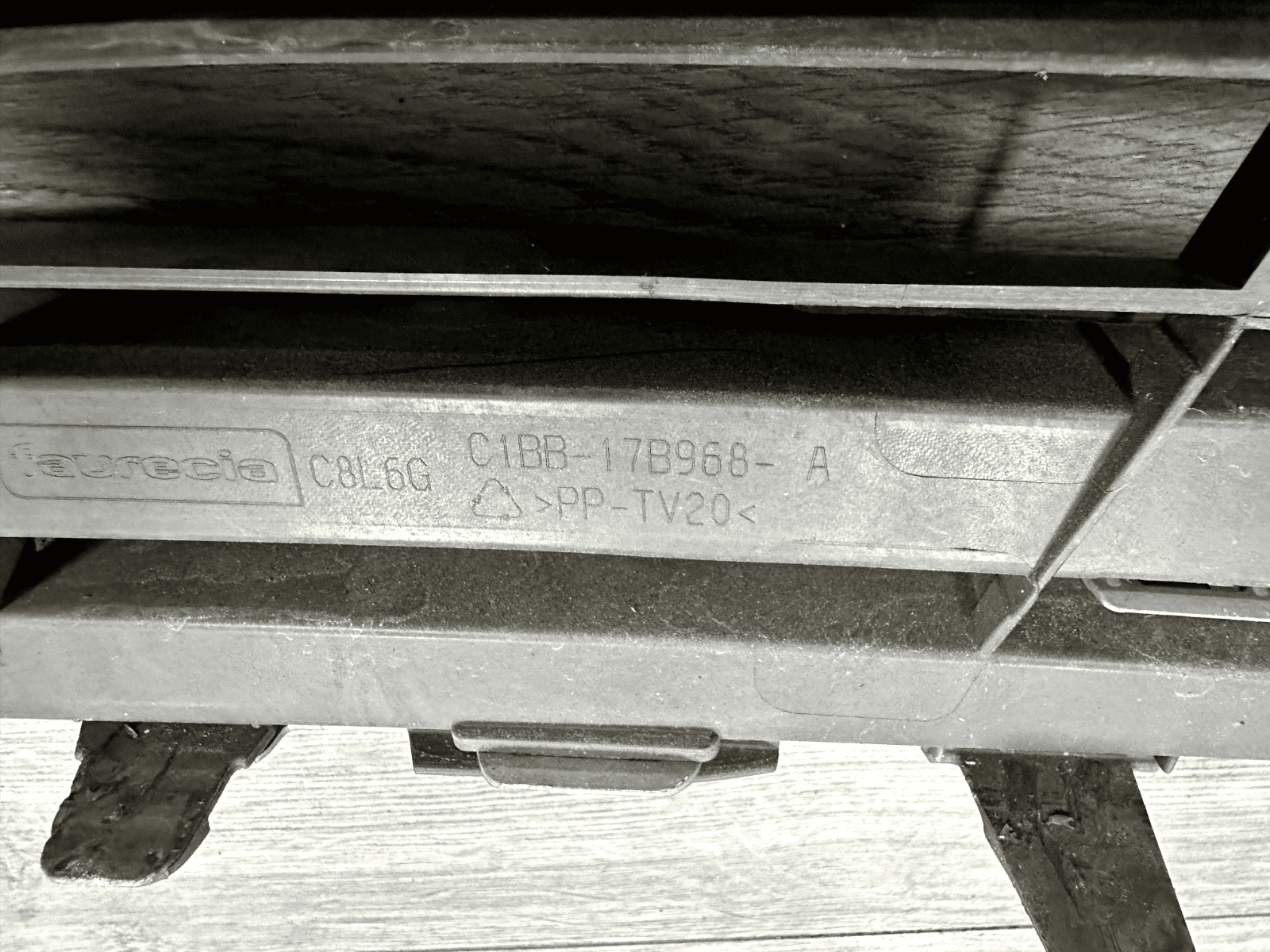 GENUINE FORD FIESTA MK7 RADIATOR BUMPER LOWER GRILL CHROME C1BB-17B968 ...