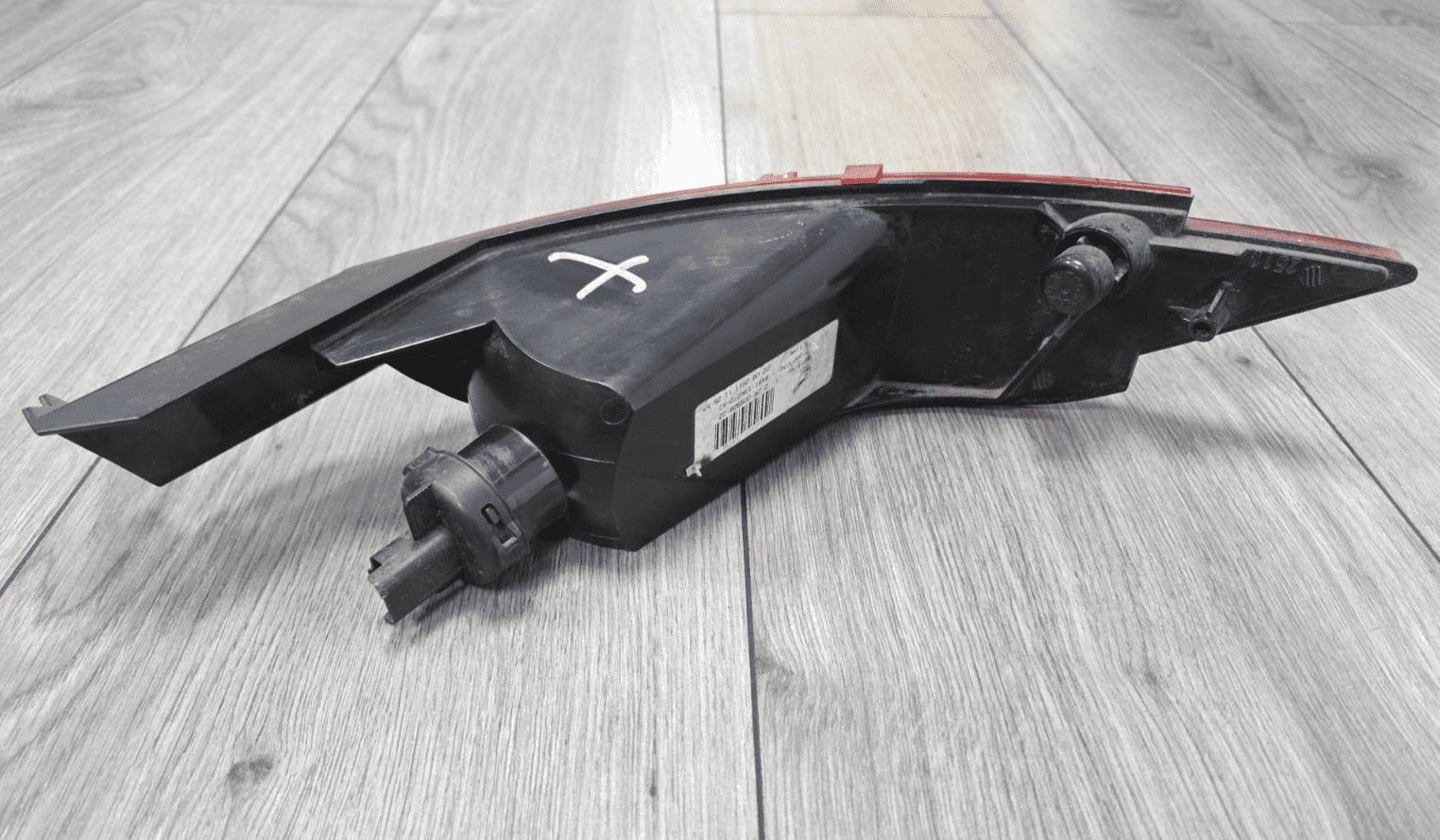 GENUINE FORD FIESTA MK7 REAR FOG LIGHT REFLECTOR 8A61-15K272-AD 2013 - 2017