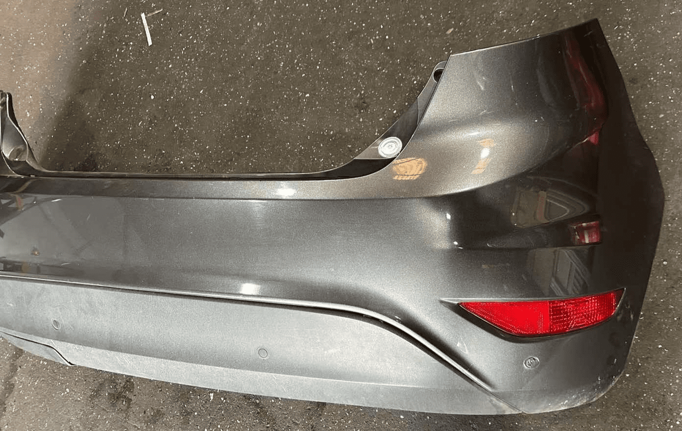 GENUINE FORD FIESTA MK7 TITANIUM BACK REAR BUMPER MAGNETIC GREY 2013 - 2017