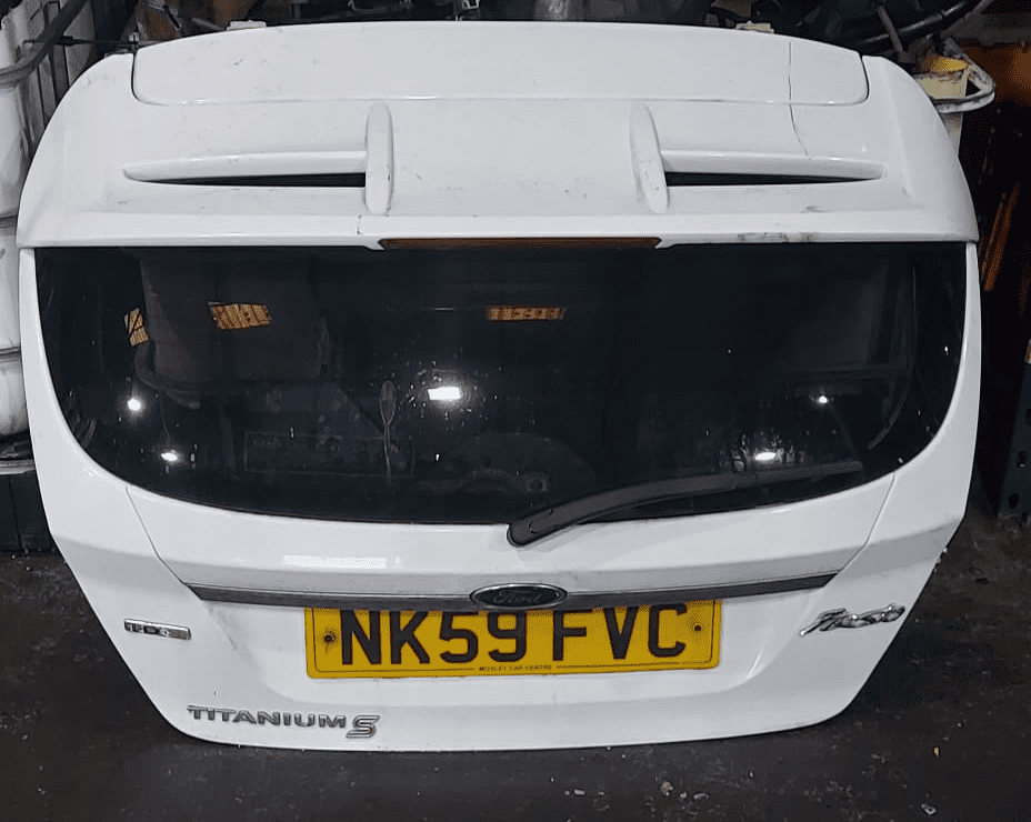 GENUINE FORD FIESTA MK7 ZETEC S REAR TAILGATE BOOT FROZEN WHITE 2008-2012
