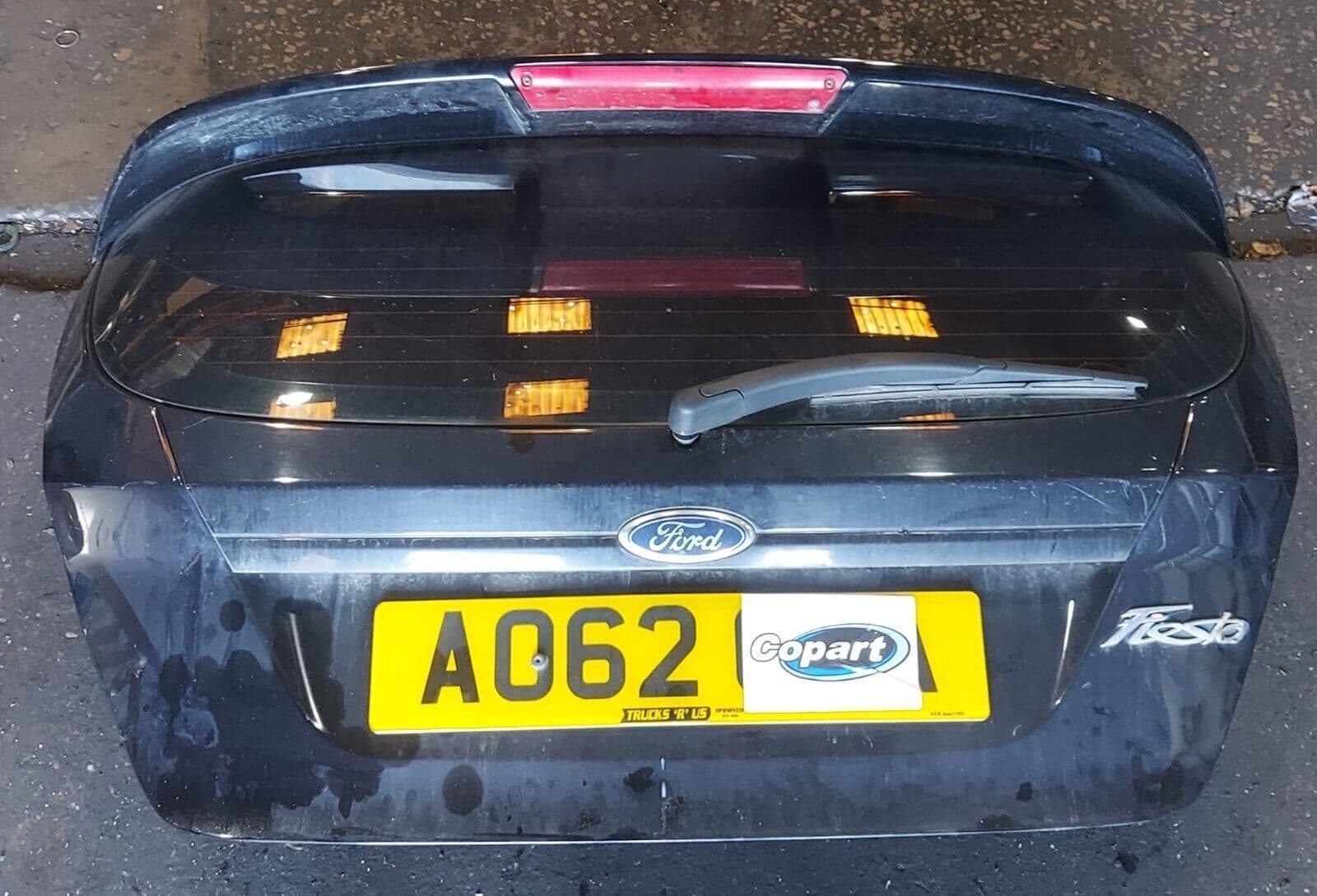 GENUINE FORD FIESTA MK7 ZETEC S REAR TAILGATE BOOT PANTHER BLACK 2008-2012