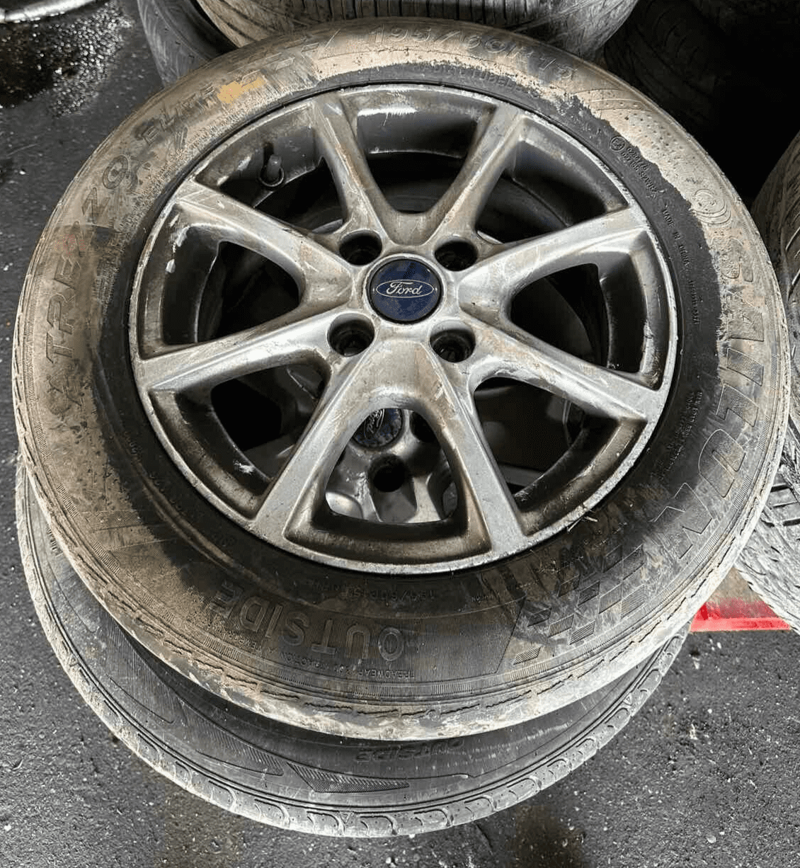 GENUINE FORD FIESTA MK8 15" 8 SPOKE ALLOY WHEEL 195 55 15 2017-2023