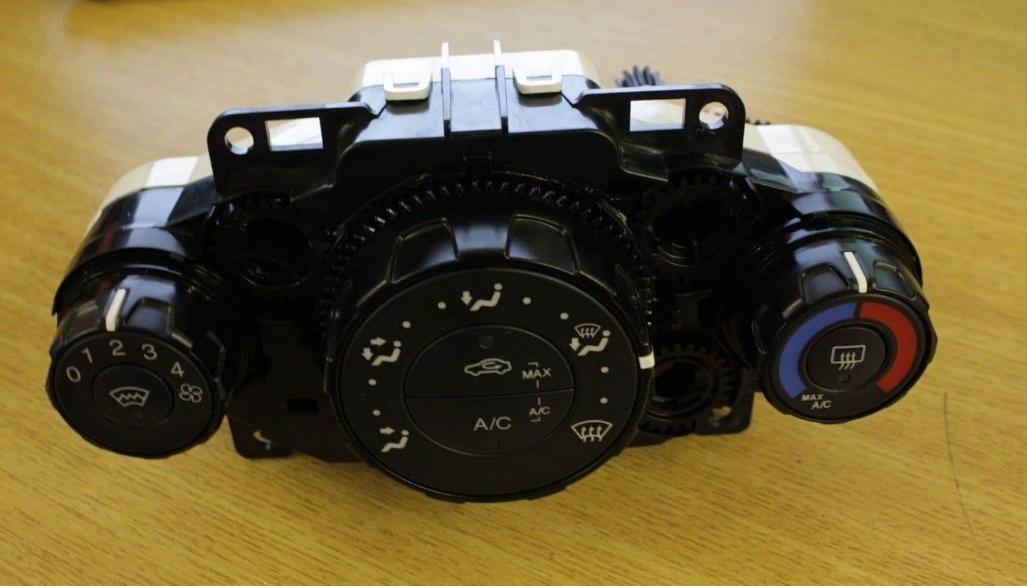 GENUINE FORD FIESTA MK8 CLIMATE HEATER CONTROL SWITCH AIR CON 2012 - 2017