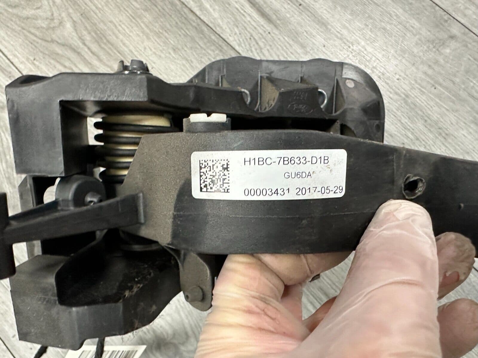 GENUINE FORD FIESTA MK8 ZETEC CLUTCH PEDAL H1BC-7B633-D1B 2016 - 2022