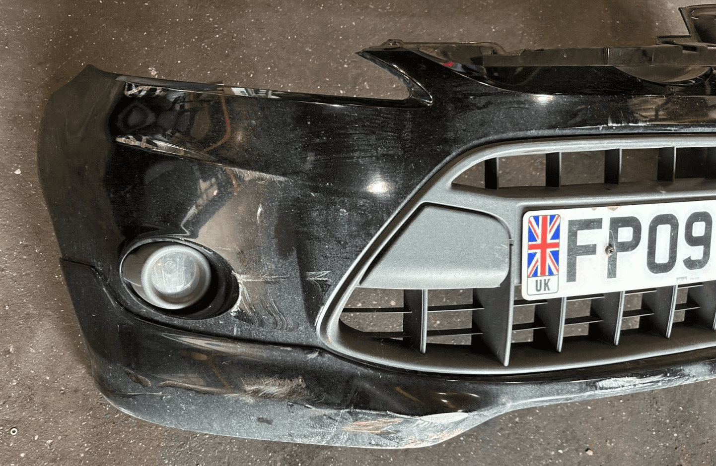GENUINE FORD FIESTA ZETEC S ST MK7 FRONT BUMPER PANTHER BLACK 2008 - 2012