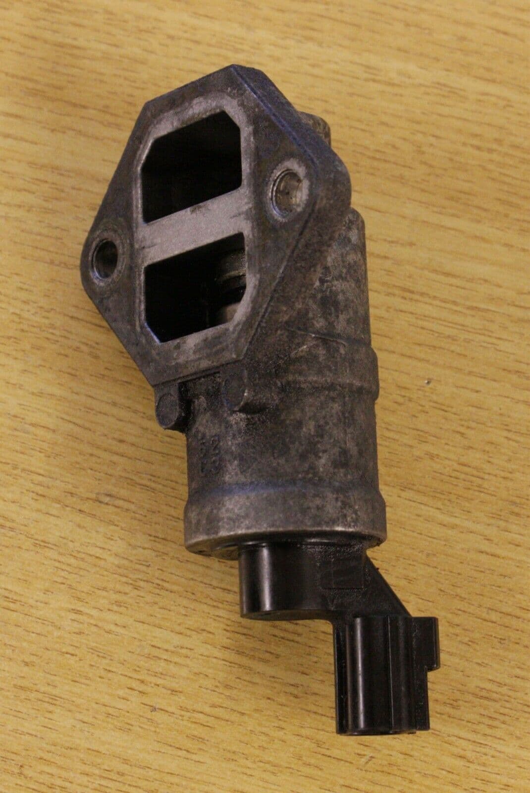 GENUINE FORD FOCUS MK1 1 4/1 6 PET IDLE CONTROL VALVE 1S4U-9F715-BC ...