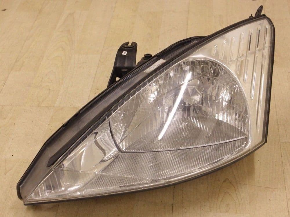 GENUINE FORD FOCUS MK1 FRONT HEADLIGHT LEFT PASSENGER SIDE WITH BULB ...