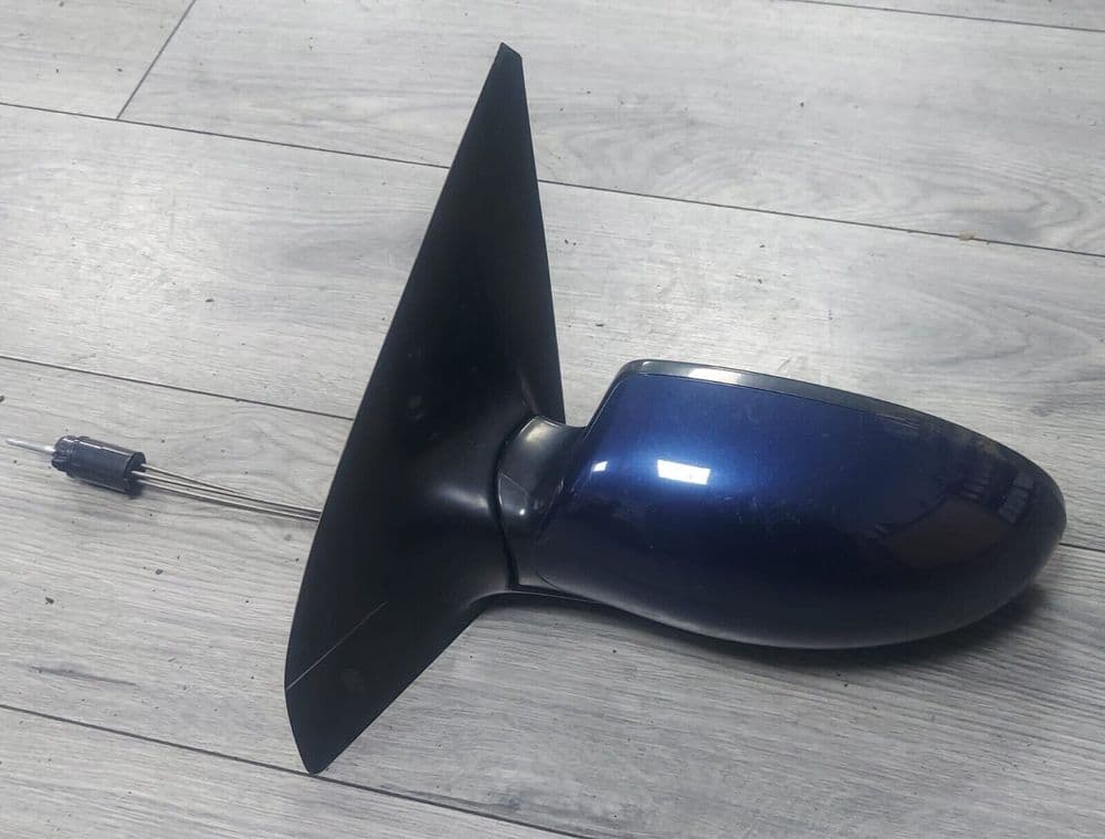 GENUINE FORD FOCUS MK1 FRONT LEFT WING MIRROR MANUAL ADJUST INK BLUE ...