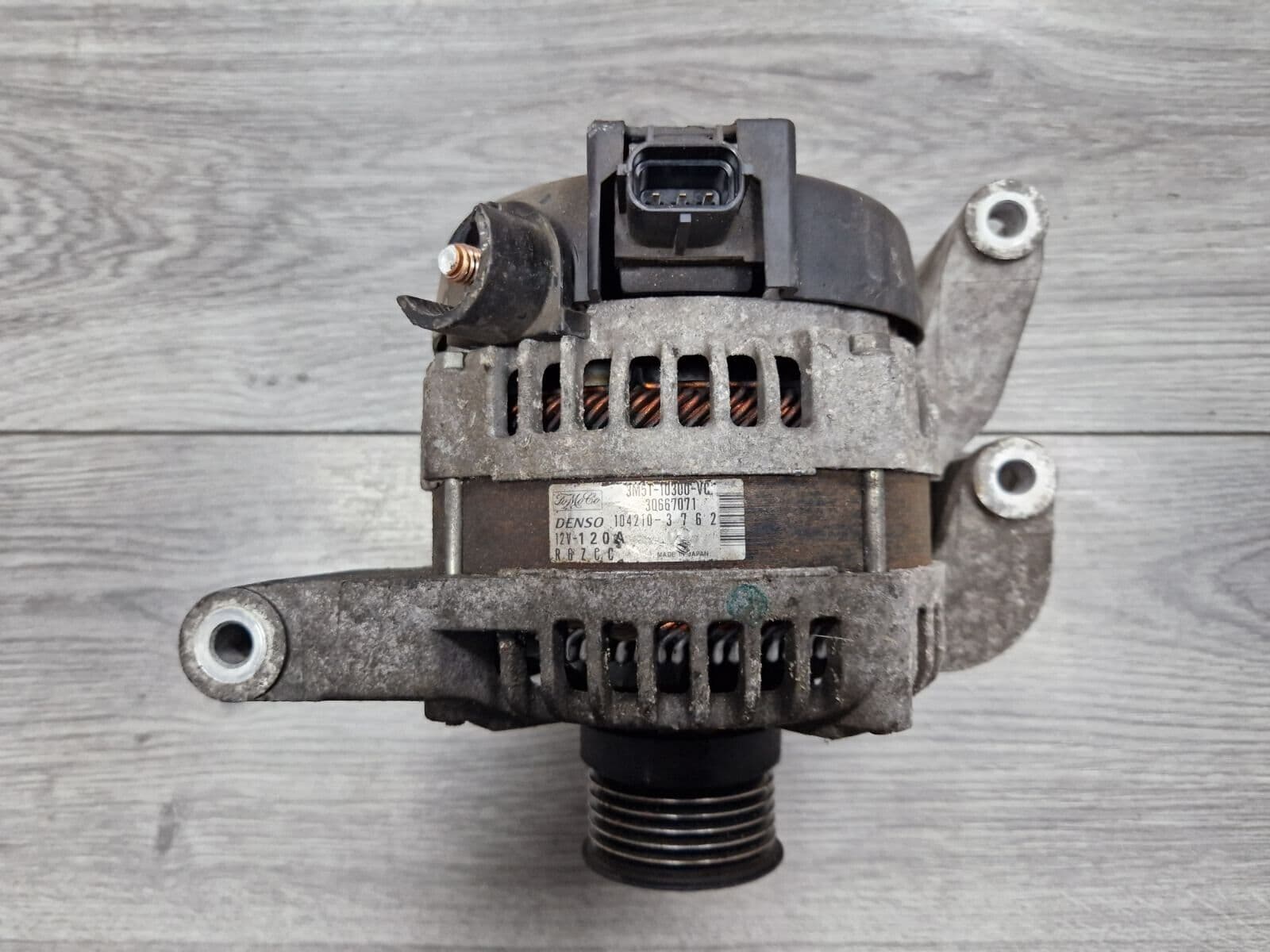 GENUINE FORD FOCUS MK2 1 8 / 2 0 PETROL ALTERNATOR 3M5T-10300-VD 2005 ...