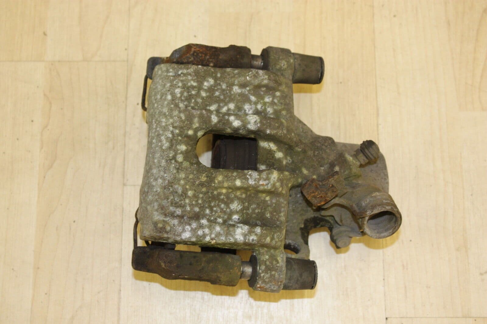 GENUINE FORD FOCUS MK2 CC CONVERTIBLE DRIVER REAR O/S/R BRAKE CALIPER ...