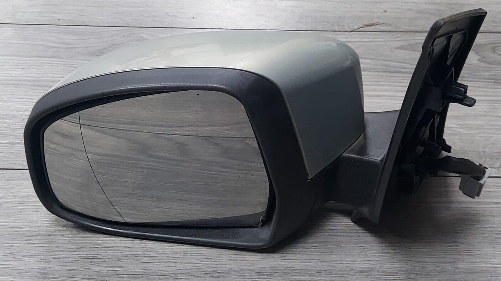 GENUINE FORD FOCUS MK2 PASSENGER SIDE N/S ELECTRIC WING MIRROR CHILL ...
