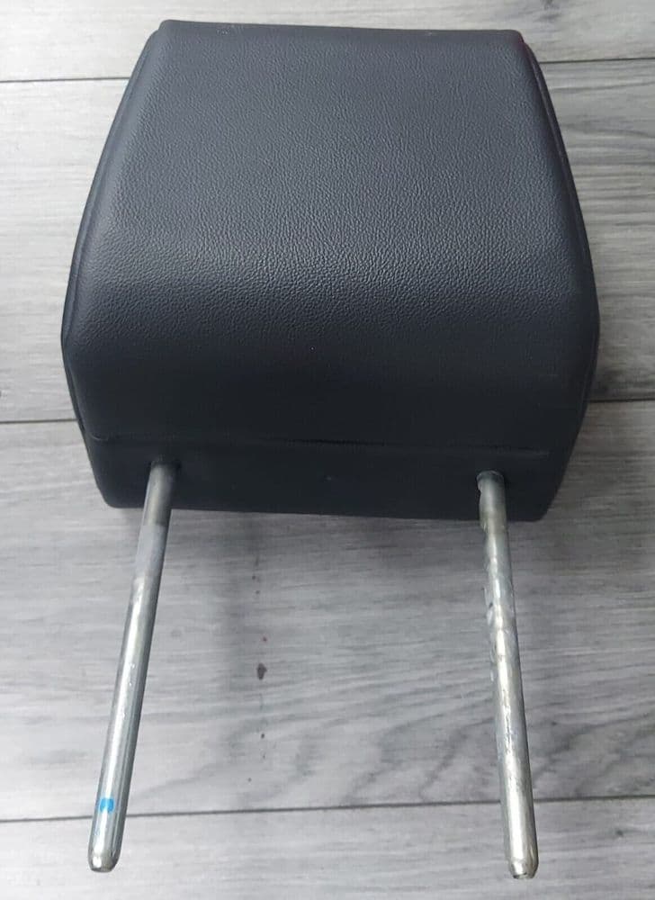 GENUINE FORD FOCUS MK2 RECARO ST 225 LEATHER REAR CENTRE HEAD REST 2006 ...