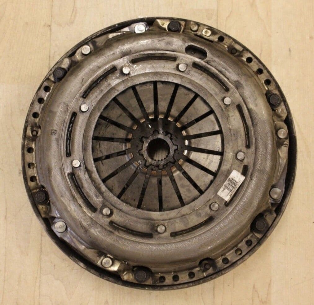 GENUINE FORD FOCUS MK3 1 6 TDCi DUAL MASS FLYWHEEL AV61-7563-CC 2012 - 2015