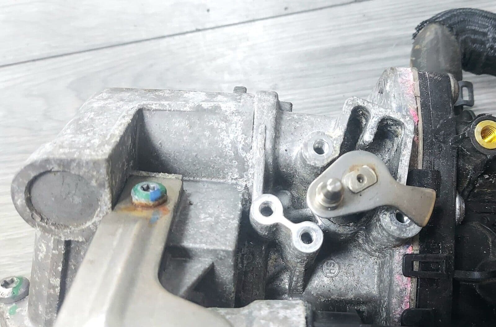 GENUINE FORD FOCUS MK3 2 0 TDCi EGR VALVE DS7Q-9D475-DB 2267338 2015-2020