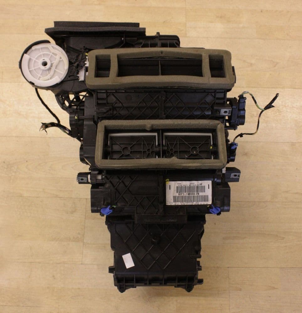 GENUINE FORD FOCUS MK3 COMPLETE HEATER MATRIX H1F1-19B555-FB 2015 - 2018