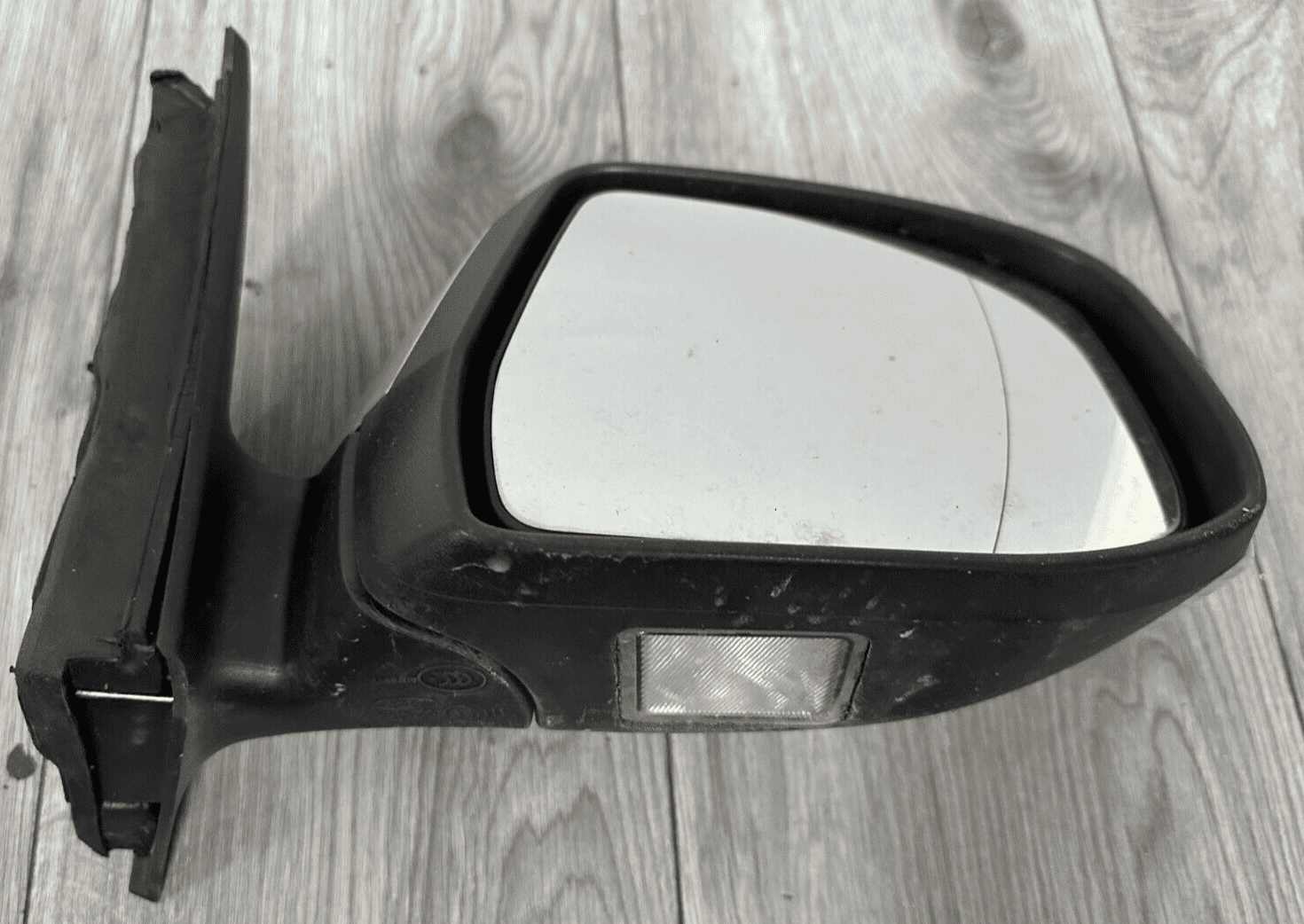 GENUINE FORD FOCUS MK3 DRIVER SIDE POWER FOLD WING MIRROR SILVER 2011-2018