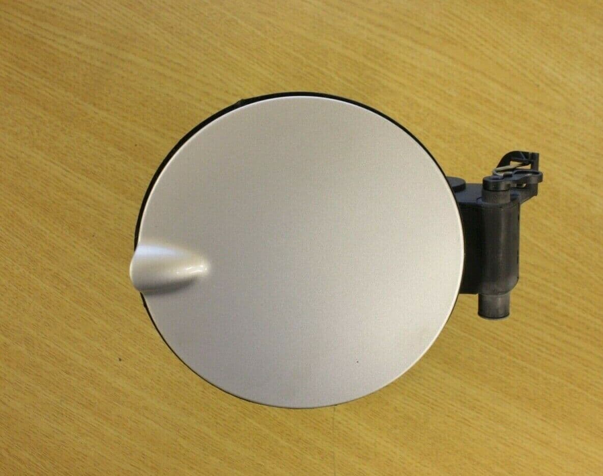 GENUINE FORD FOCUS MK3 ESTATE FUEL PETROL DIESEL CAP FLAP SILVER 2012 ...