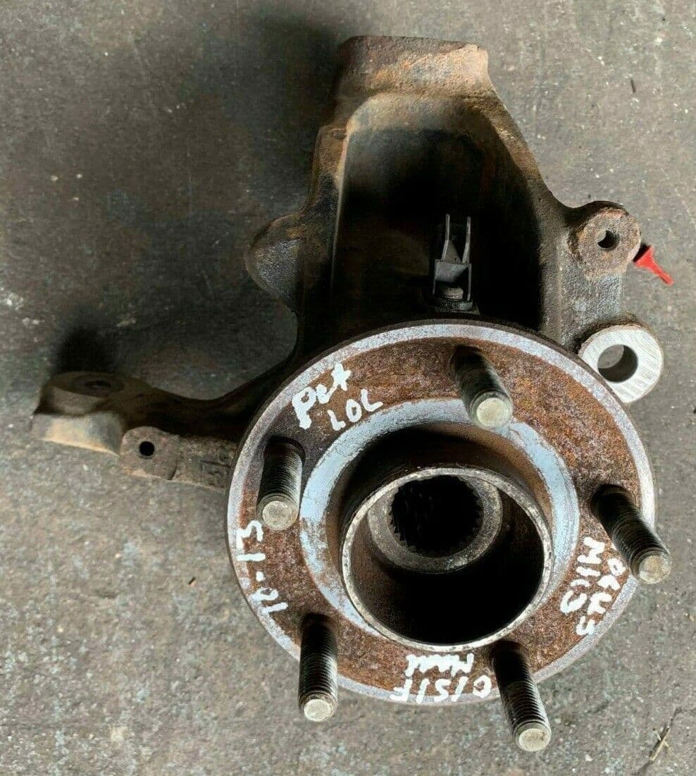 GENUINE FORD FOCUS MK3 FRONT DRIVER RIGHT OSF WHEEL HUB KNUCKLE 2011-2018