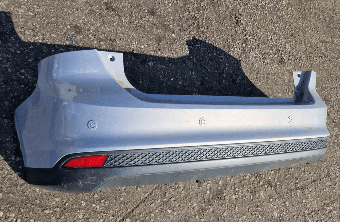 GENUINE FORD FOCUS MK3 HATCHBACK REAR BUMPER DARK MICASTONE PCD 2011 - 2015