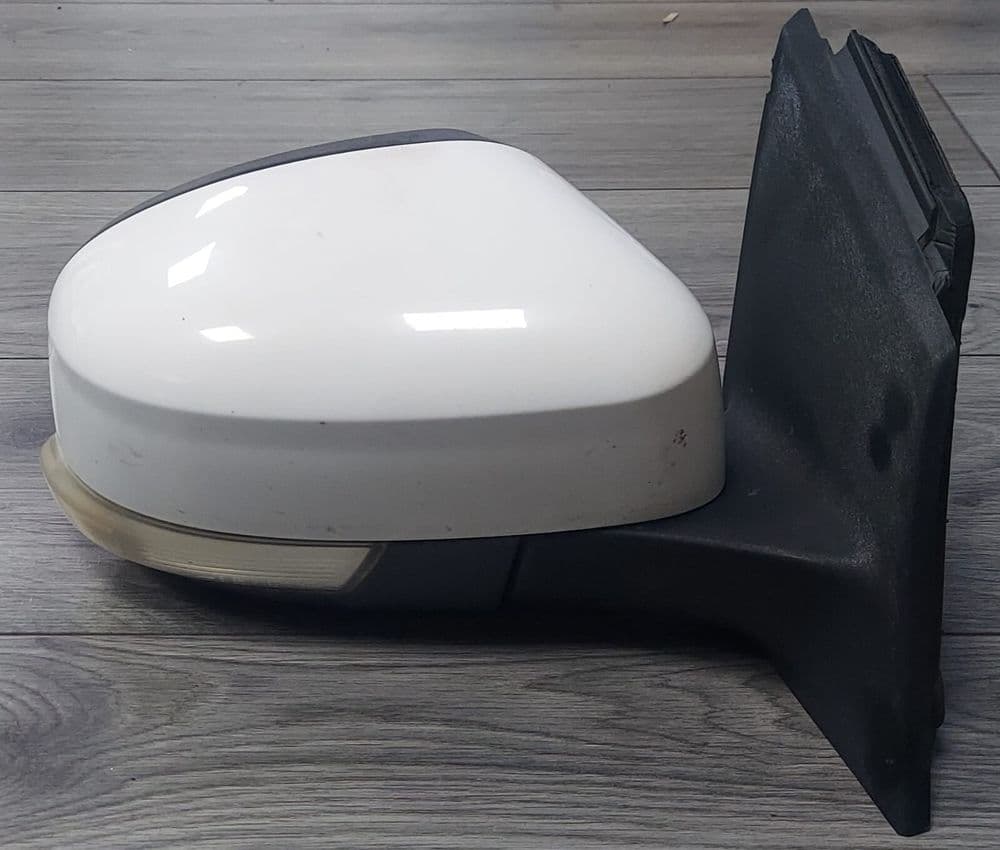 GENUINE FORD FOCUS MK3 POWERFOLD RIGHT WING MIRROR FROZEN WHITE 2011-2018