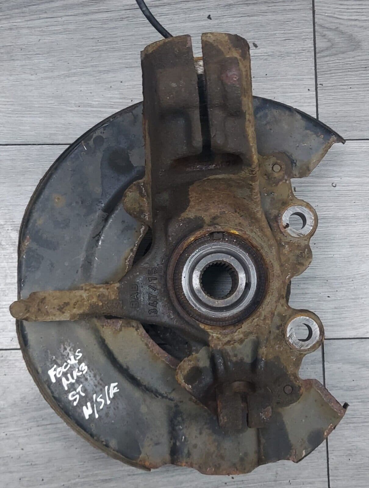 GENUINE FORD FOCUS MK3 ST PASSENGER FRONT WHEEL HUB CV61-3K171-BAB 2015 ...