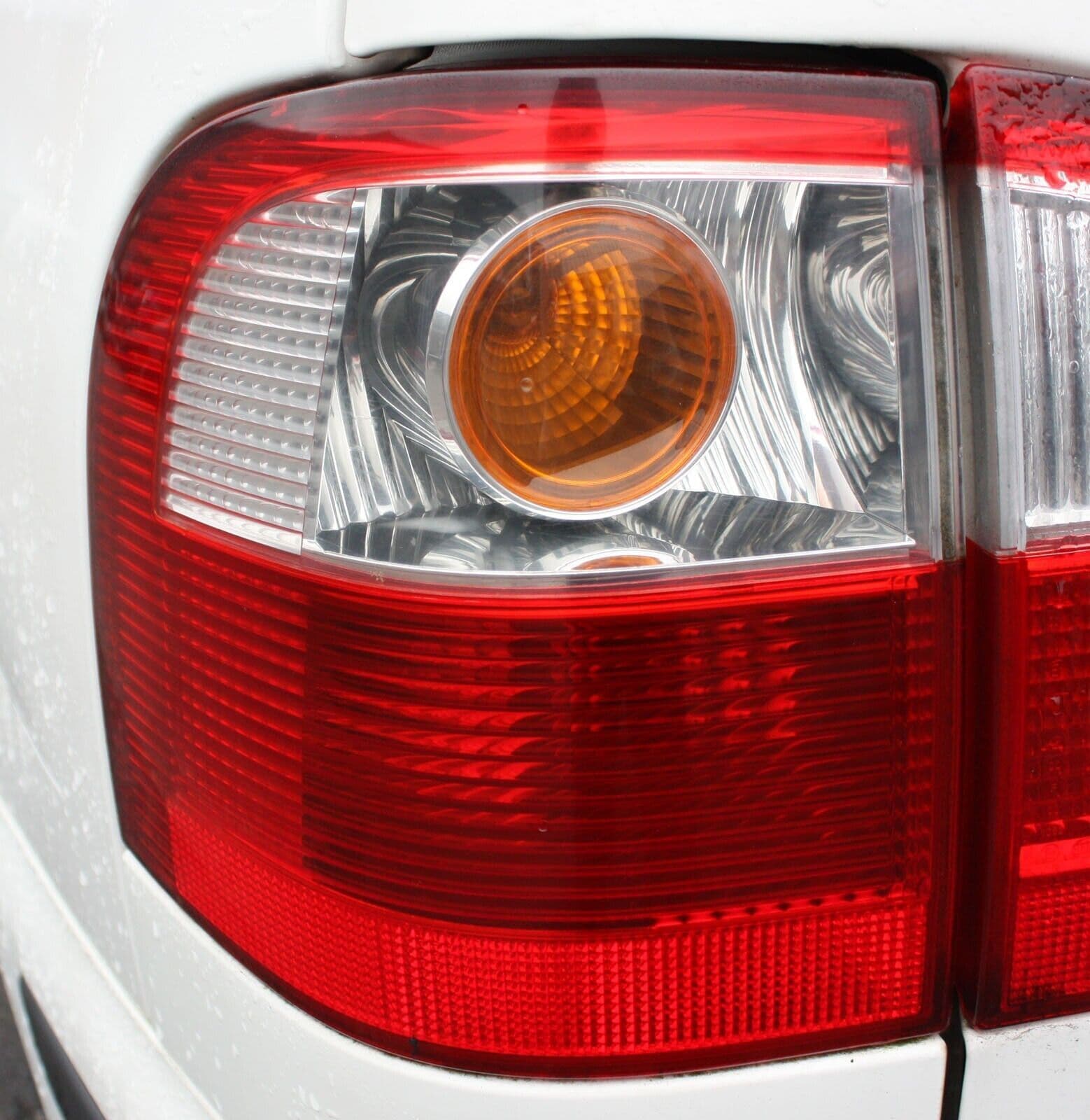 GENUINE FORD GALAXY MK2 PASSENGER LEFT REAR OUTER LIGHT CLUSTER 2004-2006