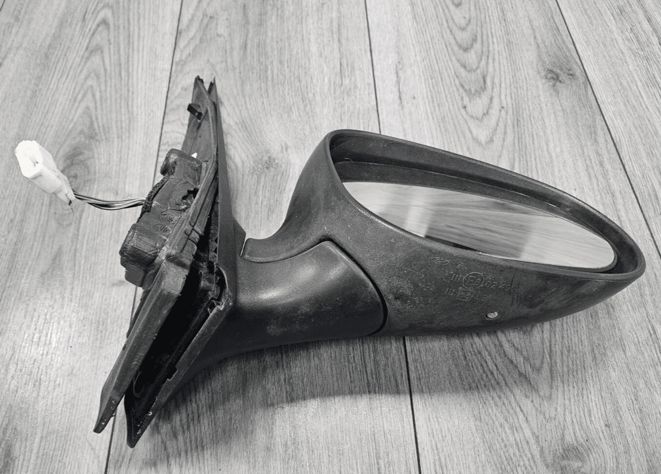 GENUINE FORD KA MK2 ELECTRIC DRIVER RIGHT WING MIRROR SUNRISE RED 2009 ...
