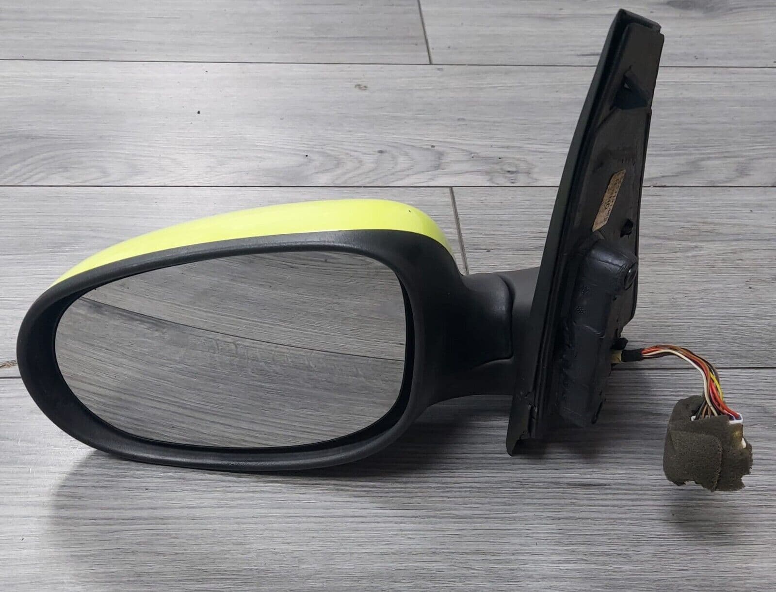 GENUINE FORD KA MK2 ELECTRIC PASSENGER SIDE WING MIRROR LIME GREEN 2009 ...
