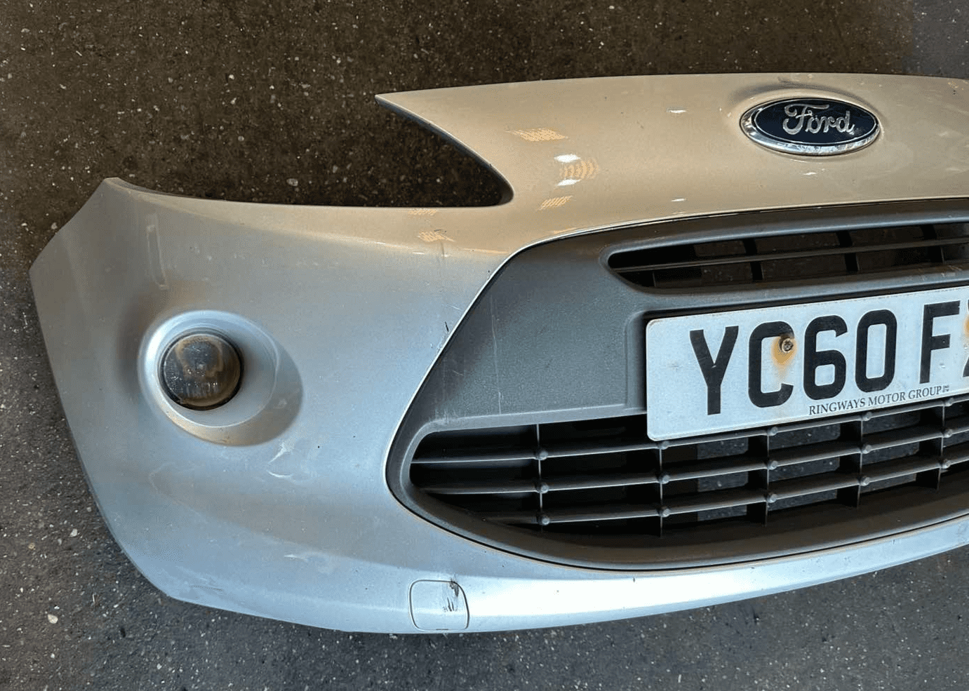 GENUINE FORD KA MK2 FRONT BUMPER GRILLE FOG MOONLIGHT SILVER 2009 ...