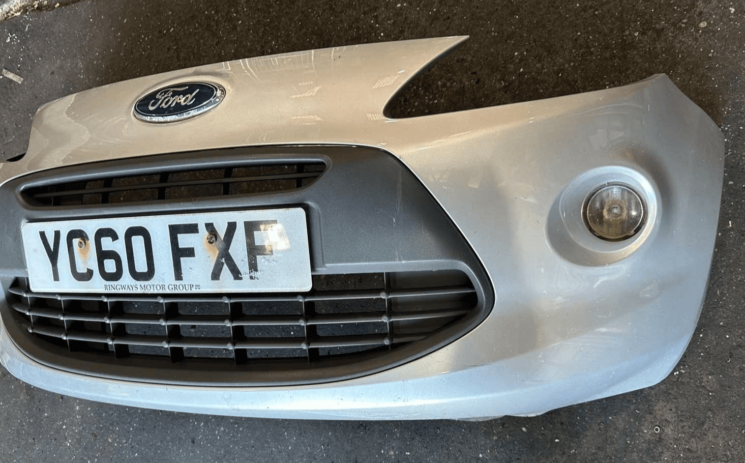 GENUINE FORD KA MK2 FRONT BUMPER GRILLE FOG MOONLIGHT SILVER 2009 ...