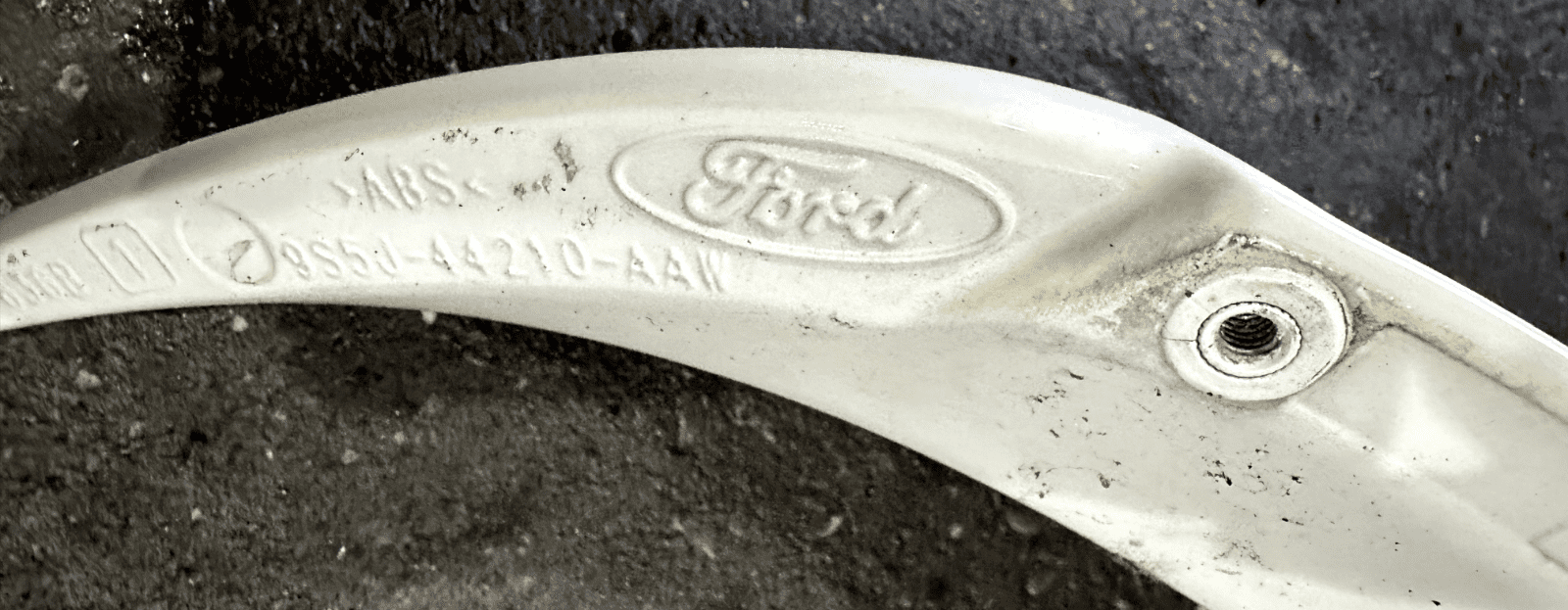 GENUINE FORD KA MK2 REAR BOOT SPOILER CRYSTAL WHITE 9S5J-44210-AAW 2009 ...