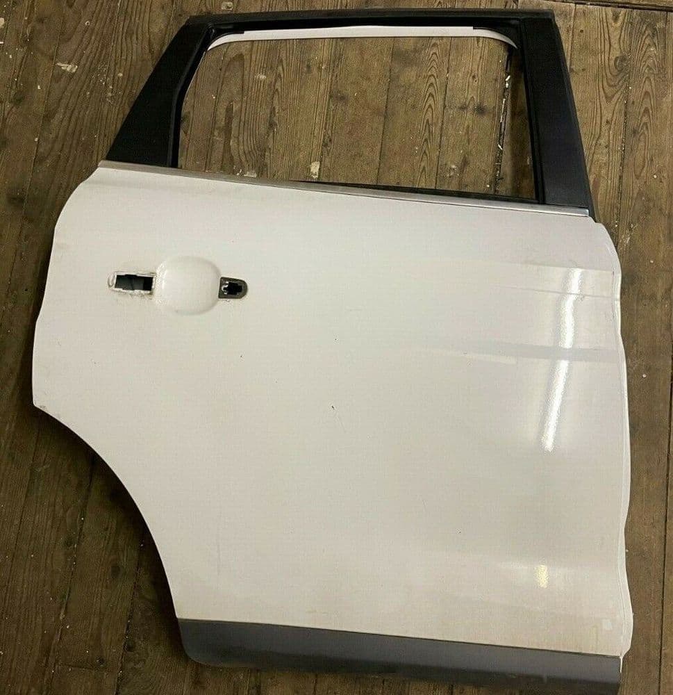 GENUINE FORD KUGA MK1 FROZEN WHITE OSR RIGHT REAR DRIVER DOOR PANEL ...