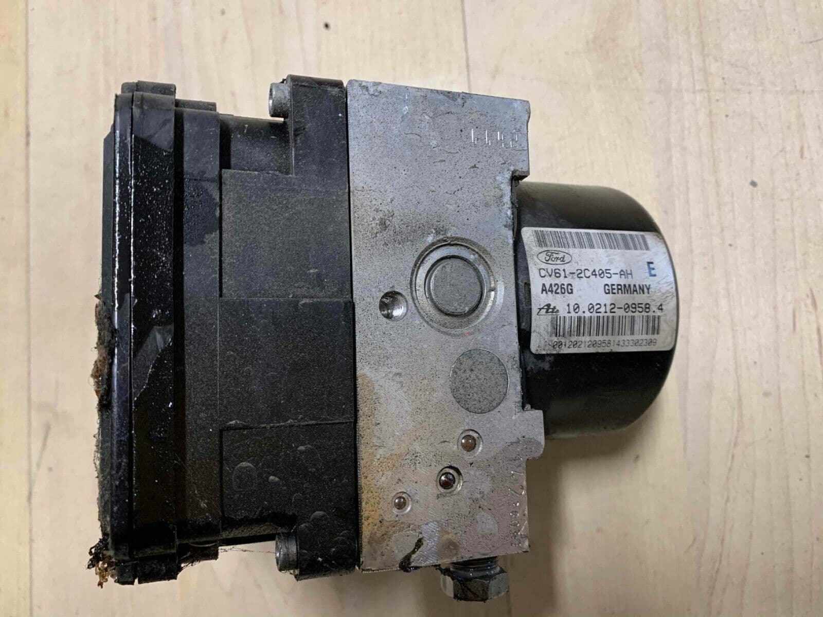 GENUINE FORD KUGA MK2 ABS PUMP MODULATOR CV61-2C405-AH 2013 - 2016