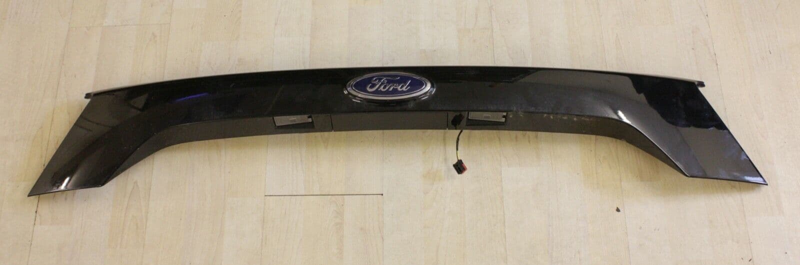 GENUINE FORD KUGA MK2 HATCHBACK REAR TAILGATE HANDLE SHADOW BLACK 2016-2019