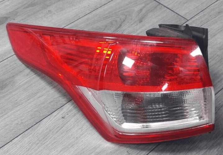 GENUINE FORD KUGA MK2 LEFT REAR OUTTER TAIL LIGHT CV44-13405-BH 2013-2015