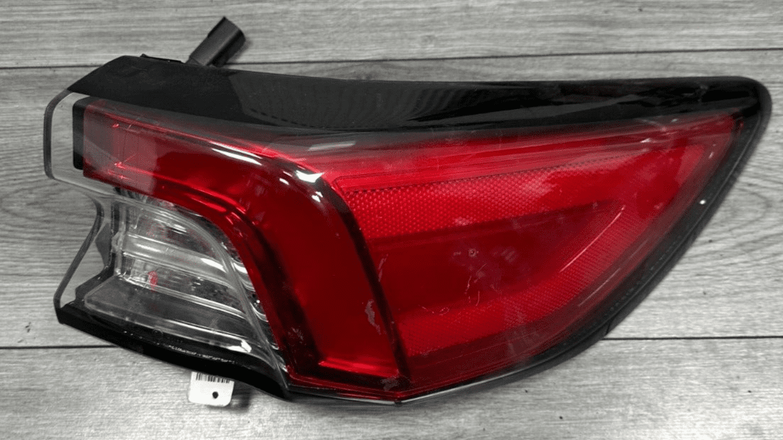 GENUINE FORD KUGA MK3 OUTER DRIVER RIGHT TAIL LIGHT LV4B-13404-BF 2020 ...